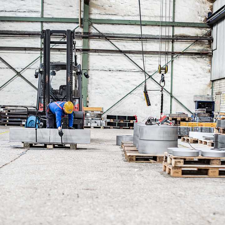 Jebens GmbH - Massarbeit in Stahl: Uber uns